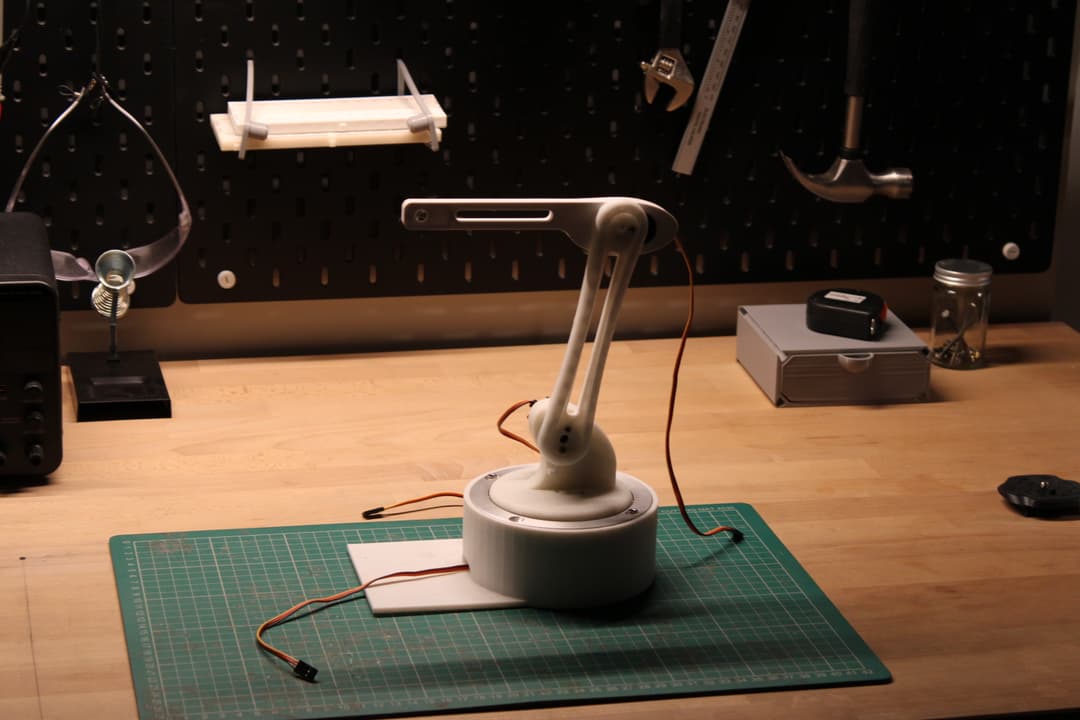 3DOF Robot Arm | Ziad Tamim Projects